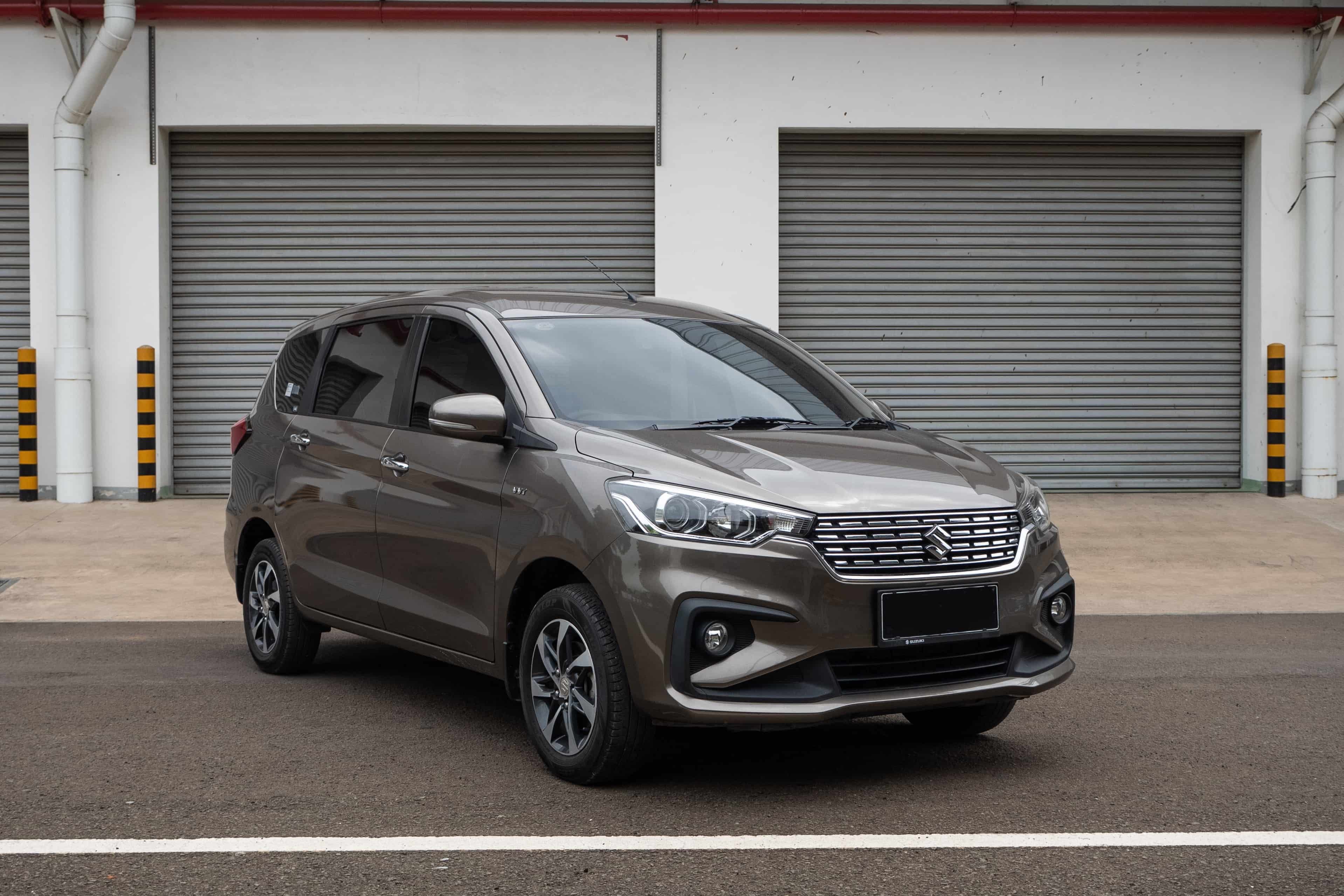 BELI MOBIL SUZUKI DAPAT IPHONE HINGGA LOGAM MULIA | Suzuki Indonesia